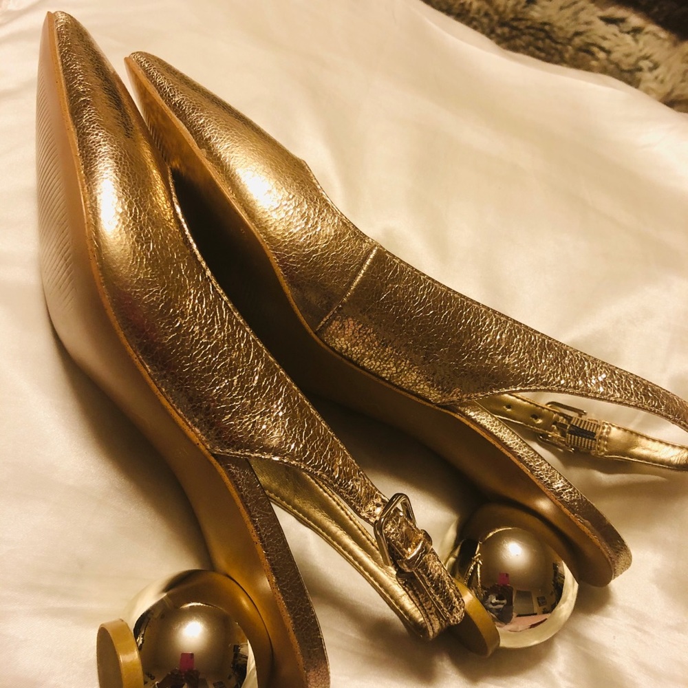 Katy Perry Gold Metallic Slingback Pumps - Gem